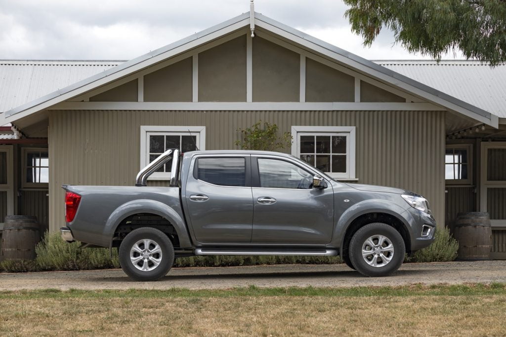 Nissan Navara ST Dual Cab Lifestyle Review