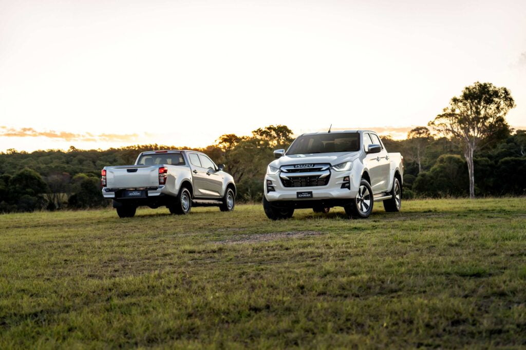 Isuzu D-MAX 21MY 4x4 SX Crew Cab Ute Mercury Silver metallic, 4x4 LS-U ...