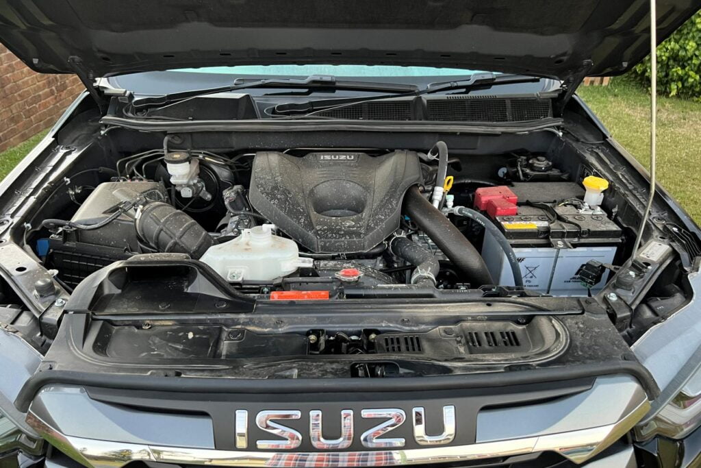 Isuzu D-MAX LS-U+ 4WD Ute 2023 review - Ute Guide