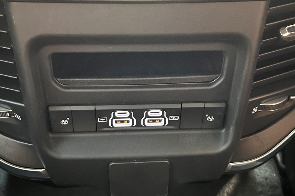 RAM 1500 Laramie Sport 4WD Crew Cab Ute 2024 Review - Ute Guide